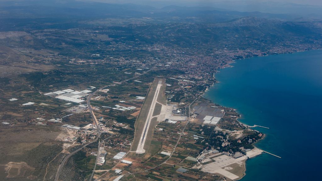 Find all direct flights to the largest airports in Croatia ...